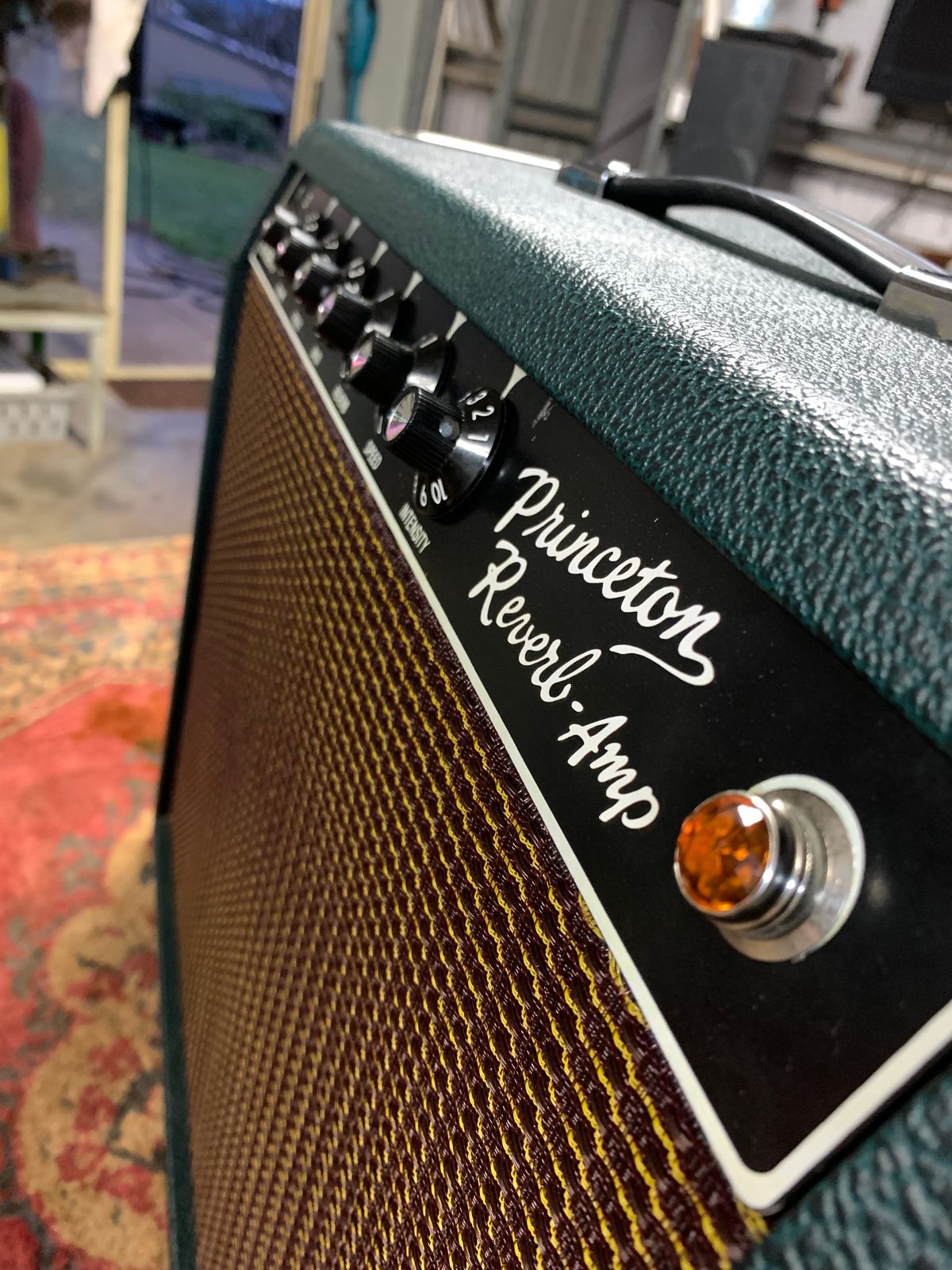 Dr Johnson’s Handmade Vintage Tube Amplifiers - Amps currently FOR SALE