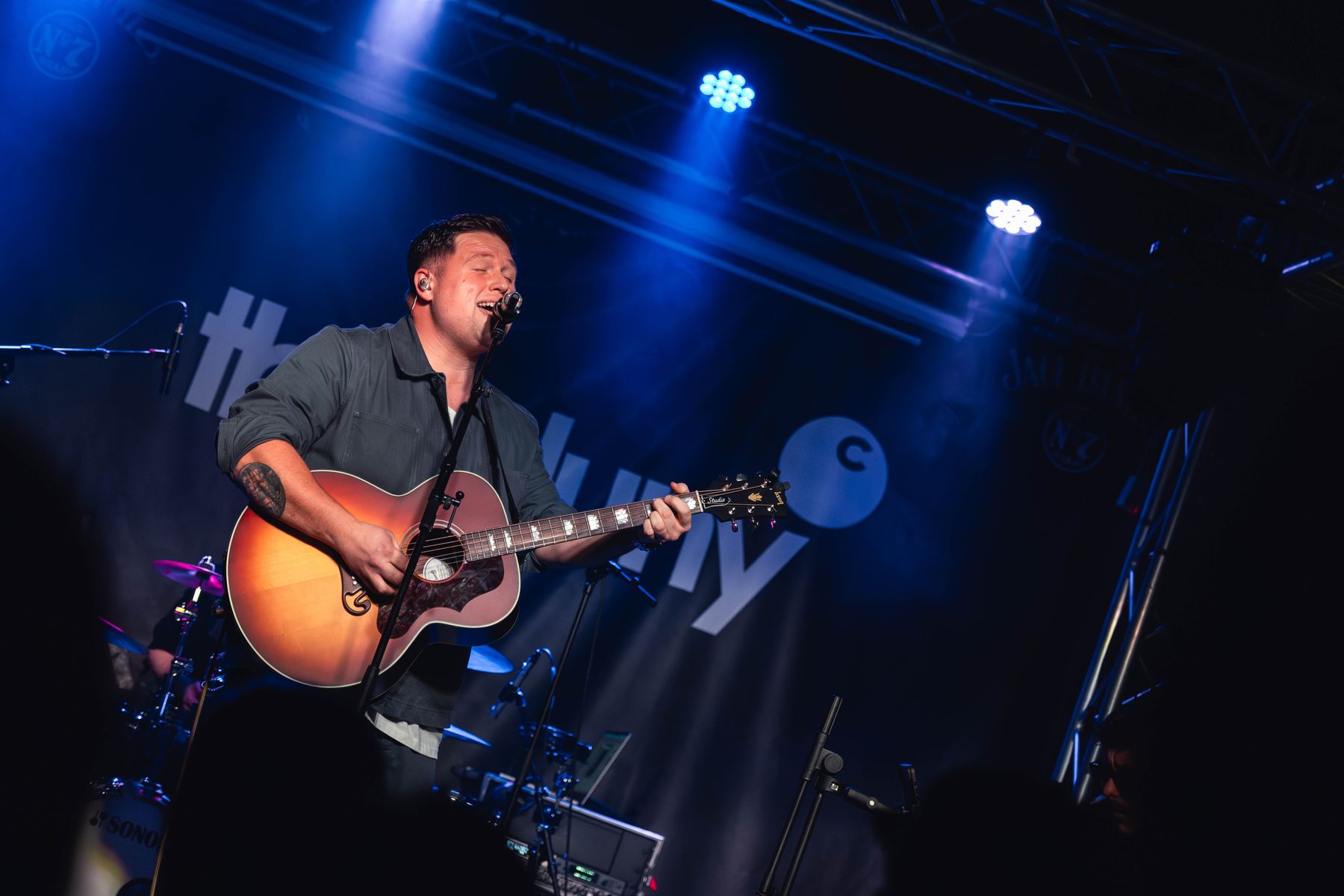 Jamie Lee Harrison - British Singer Songwriter