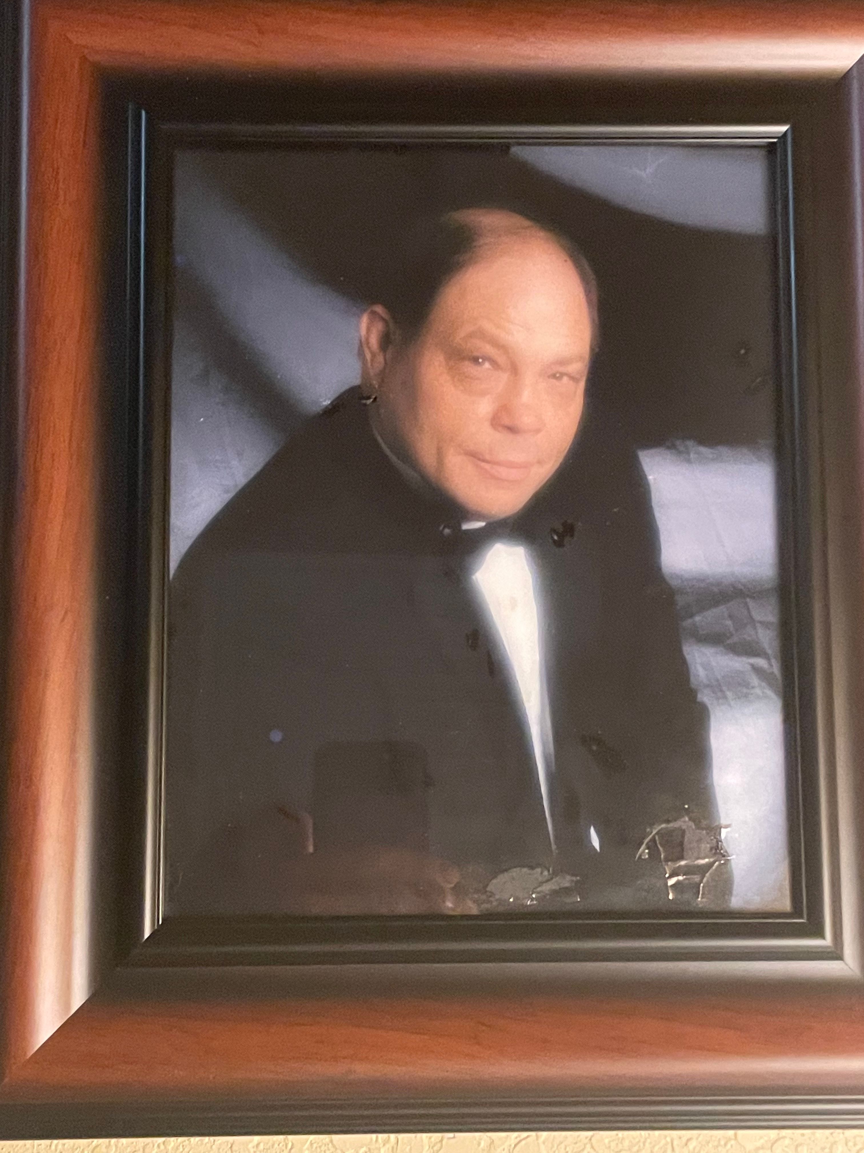 Karl D. Pabst SR - Store