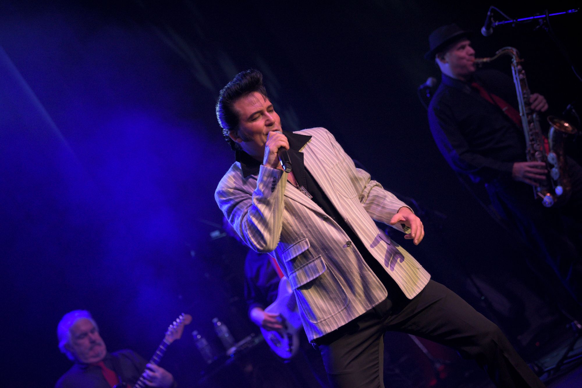 Danny Vernon Illusion of Elvis - Shows