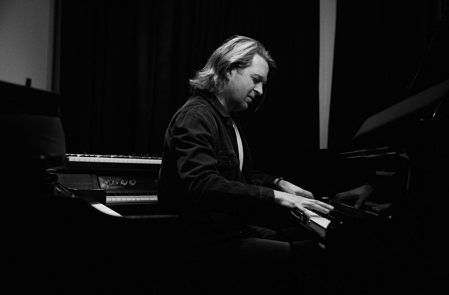 robarthur.com - Music