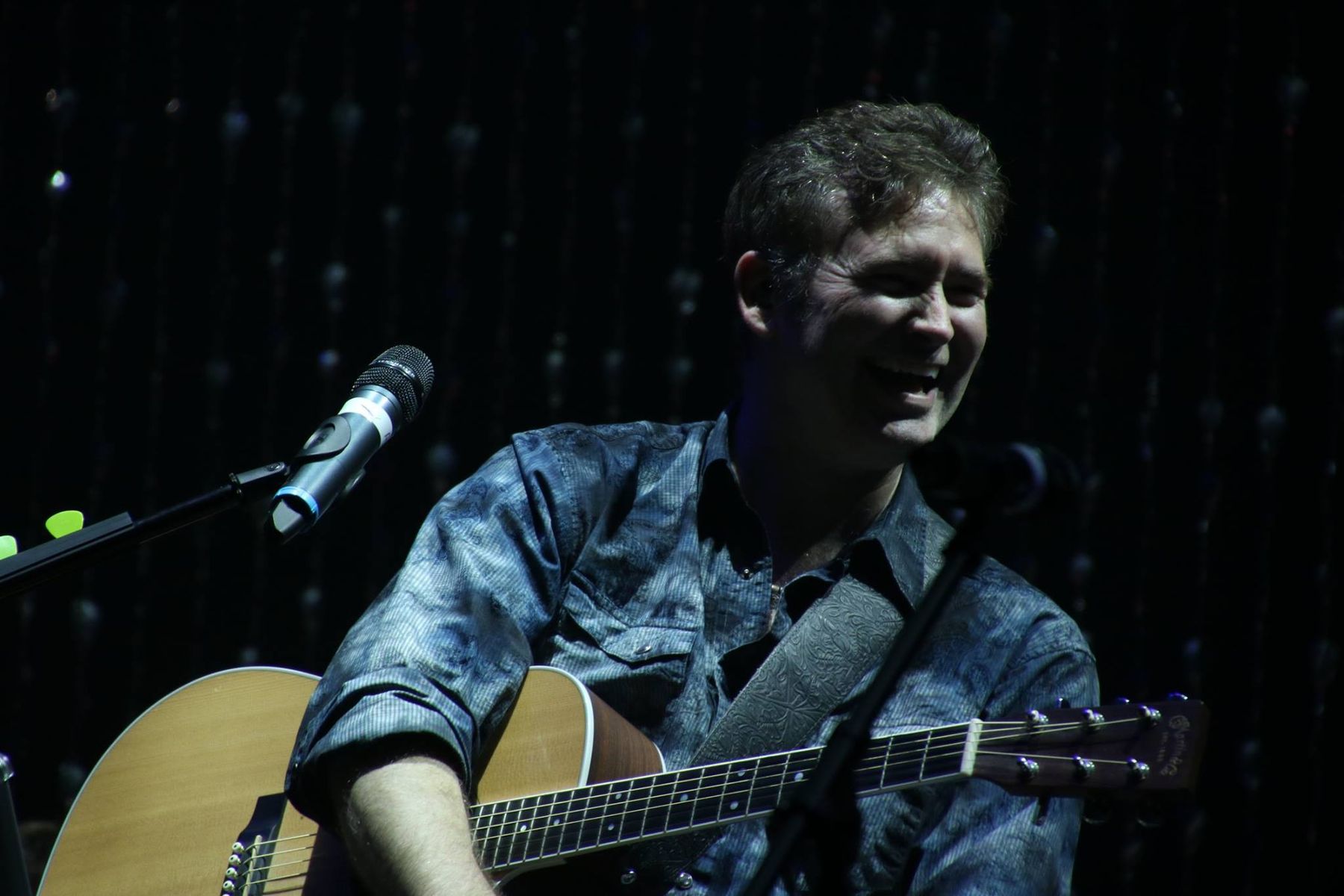 Ross Thomas
