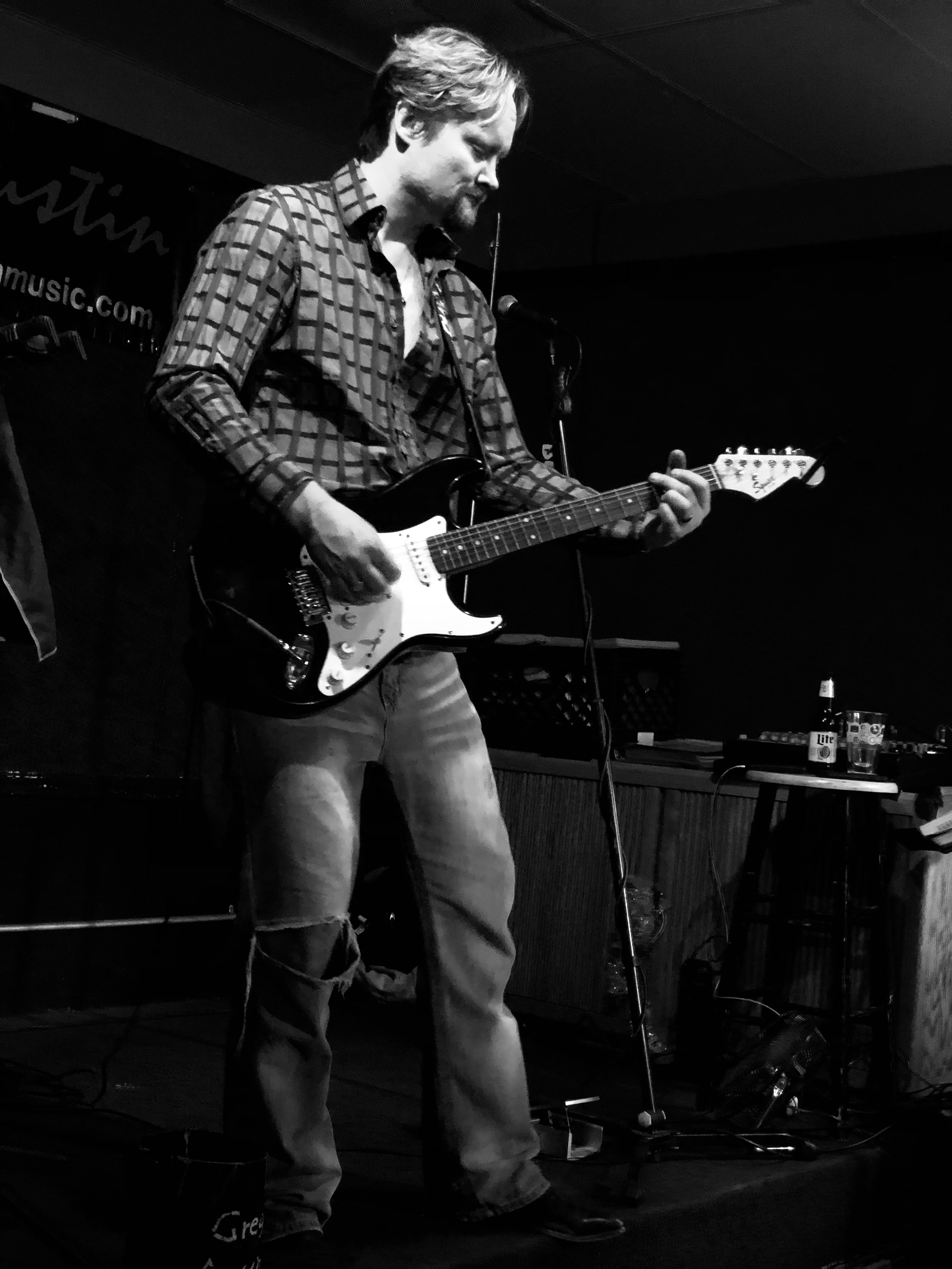 Greg Austin - Bio