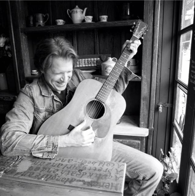 John Eddie - TOUR NEWS