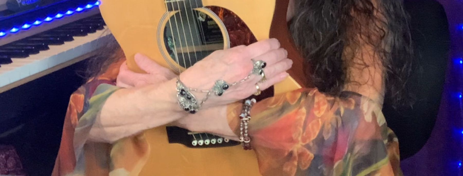Beth Williams Music - LiveZoomSingAlongwithBeth